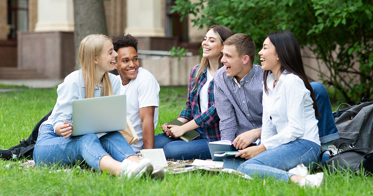 【2025年版】海外留学に必要な準備について解説！留学先におすすめの国10選も紹介｜海外渡航に役立つメディア『グローバルコンパス』｜SMBC信託銀行プレスティア｜